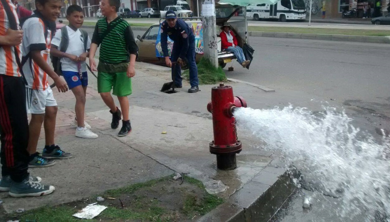 El colmo: Roban hidrante en Soacha – Soacha Ilustrada